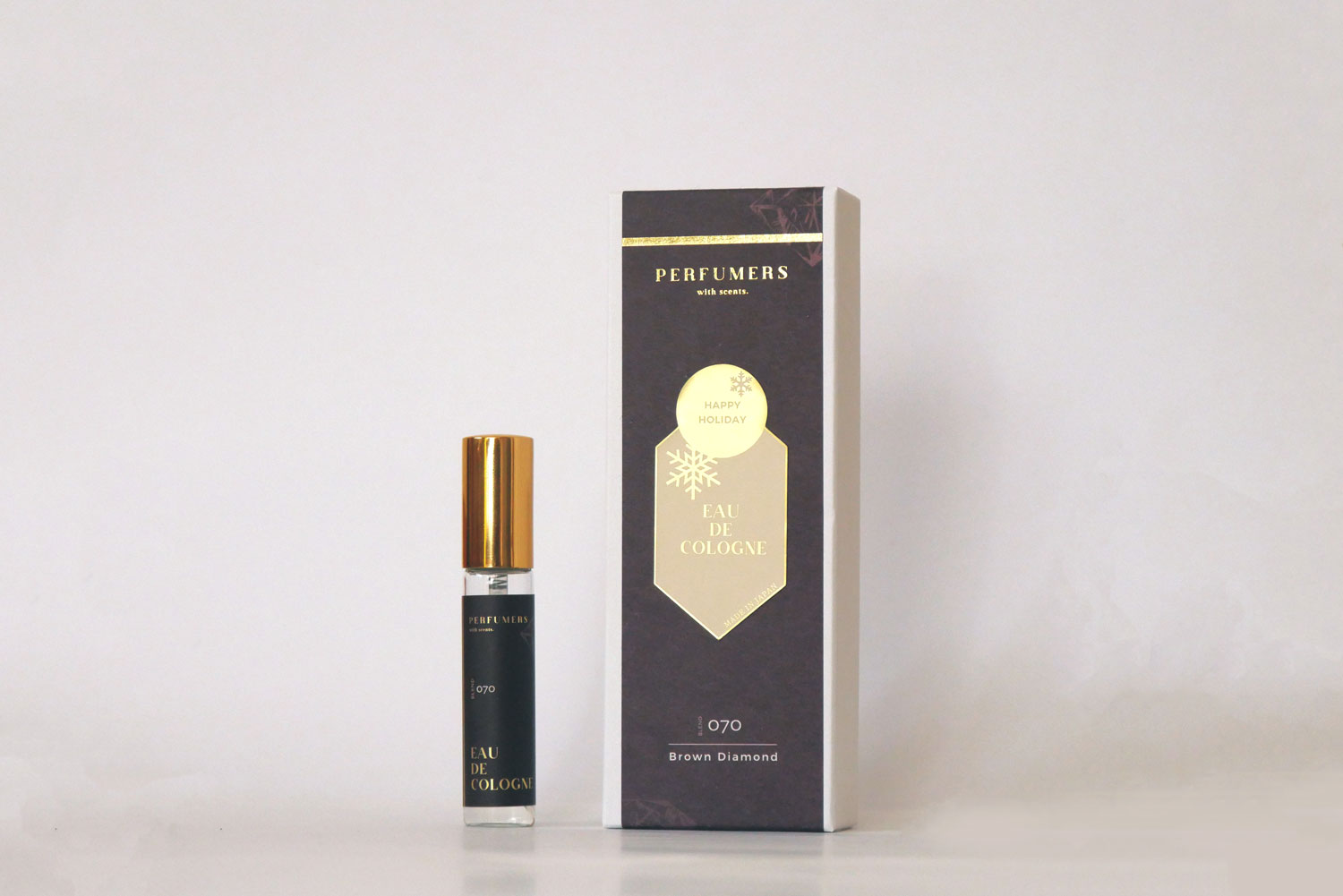 PERFUMERS Eau De Cologne｜株式会社キャライノベイト